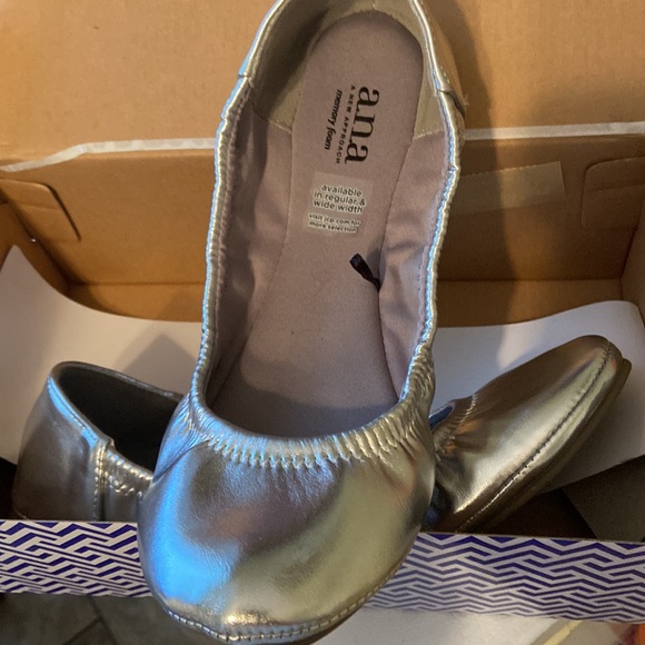 a.n.a | Shoes | Ana Silver Ballet Memory Foam Flats Nwb | Poshmark